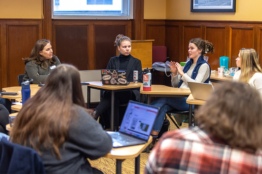 Support Roanoke College - Roanoke College